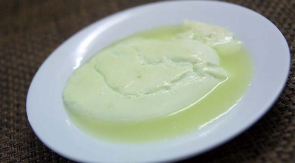 ResepDali Ni Horbo, Makanan Khas Batak Berbahan Baku Susu Kerbau